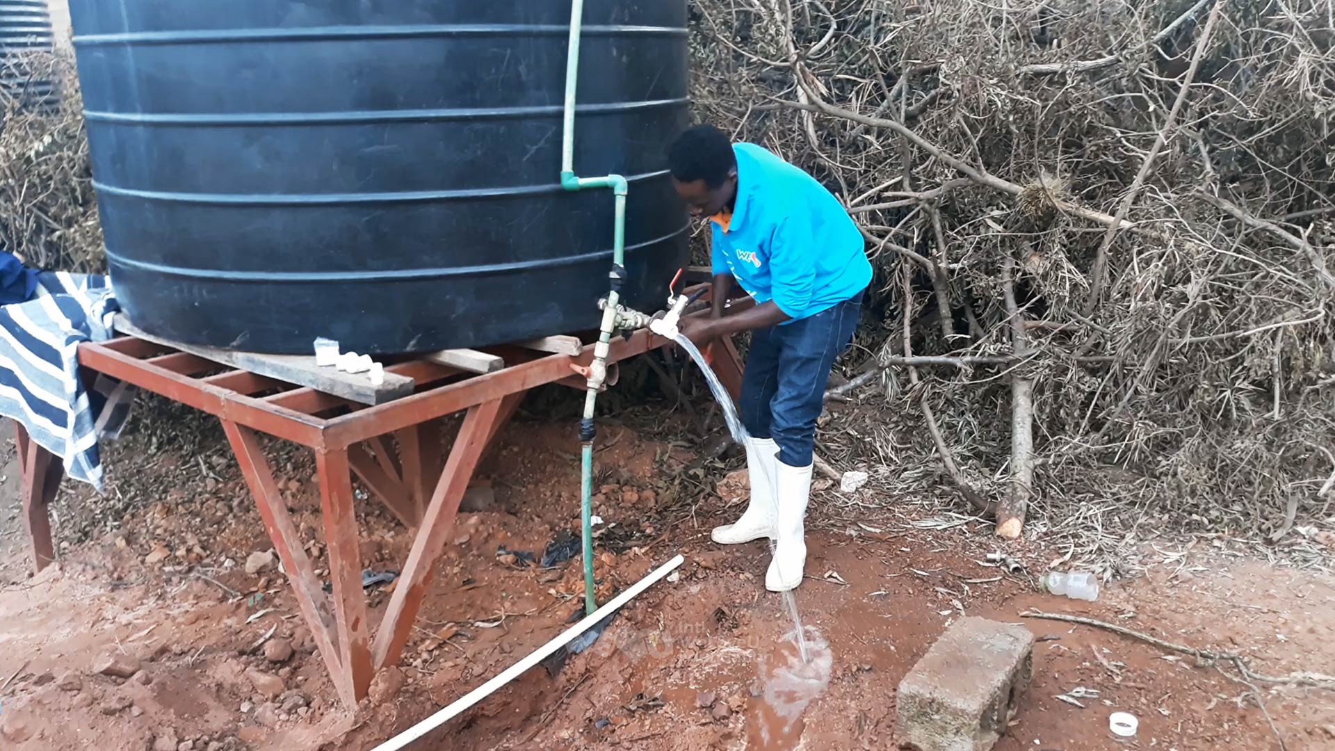Clean and Safe Water - The Intl. WeLoveU Foundation
